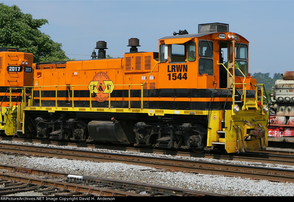 LRWN 1544
